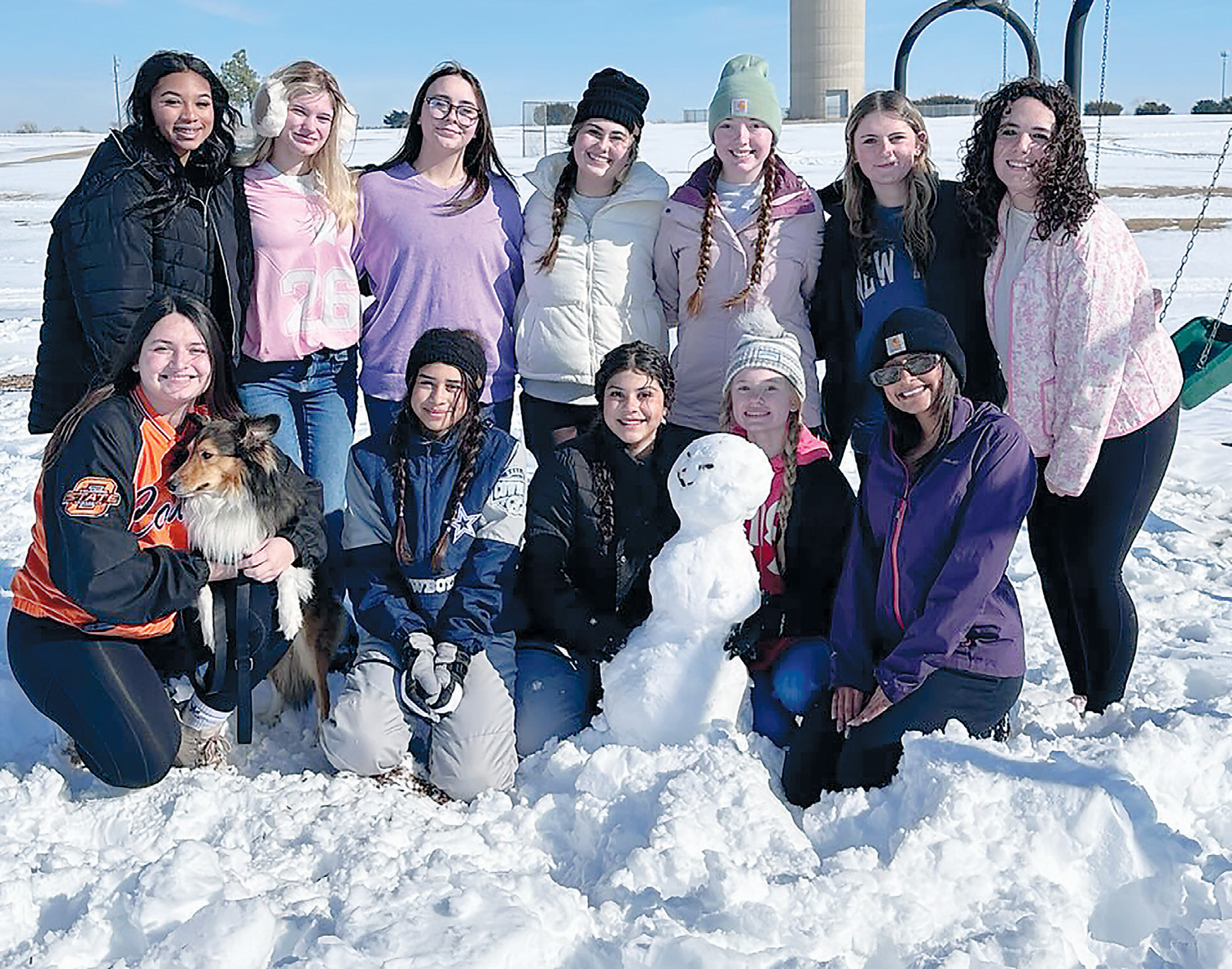 Cheering in the snow | El Reno Tribune