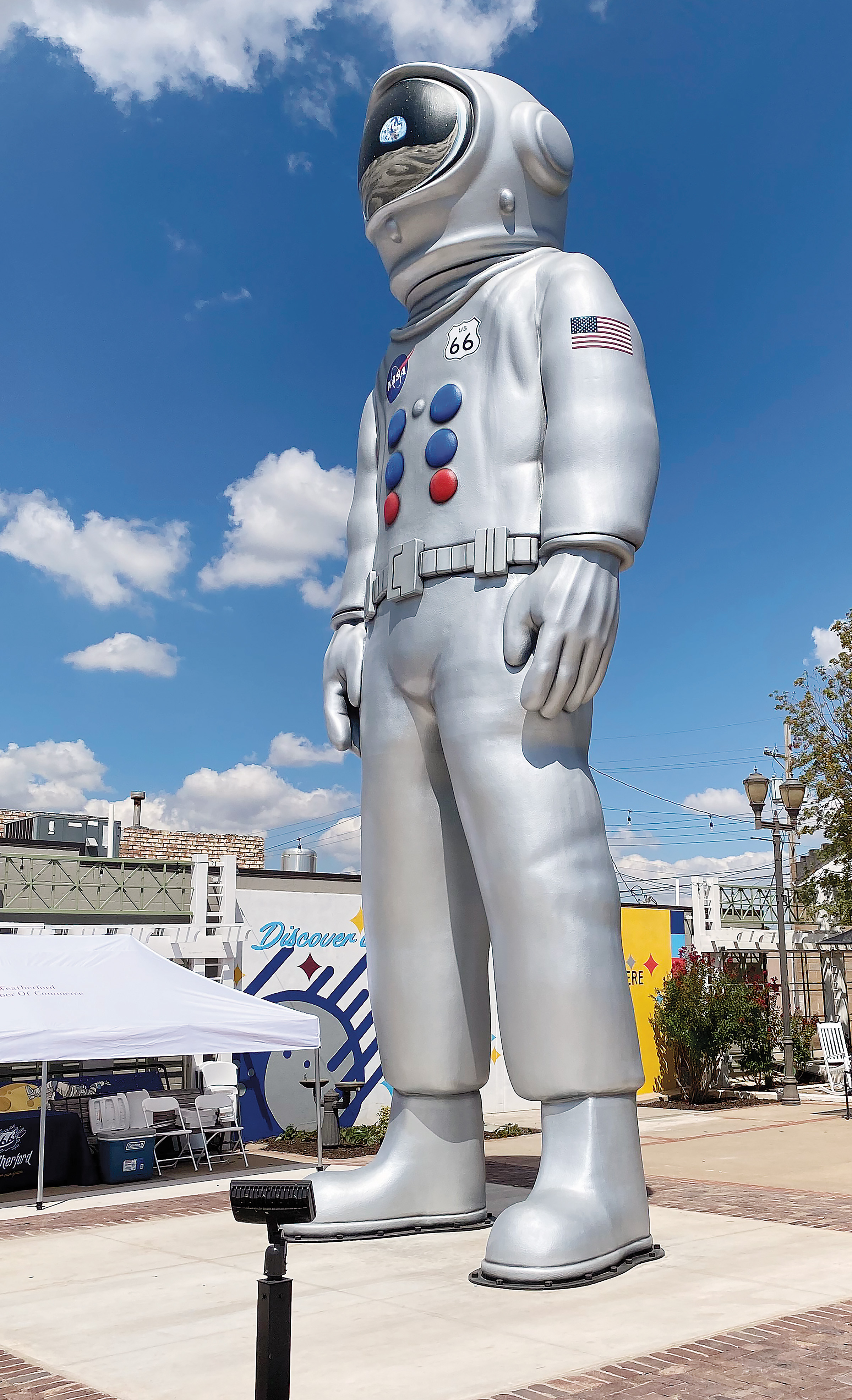 Weatherford dedicates Spaceman monument | El Reno Tribune